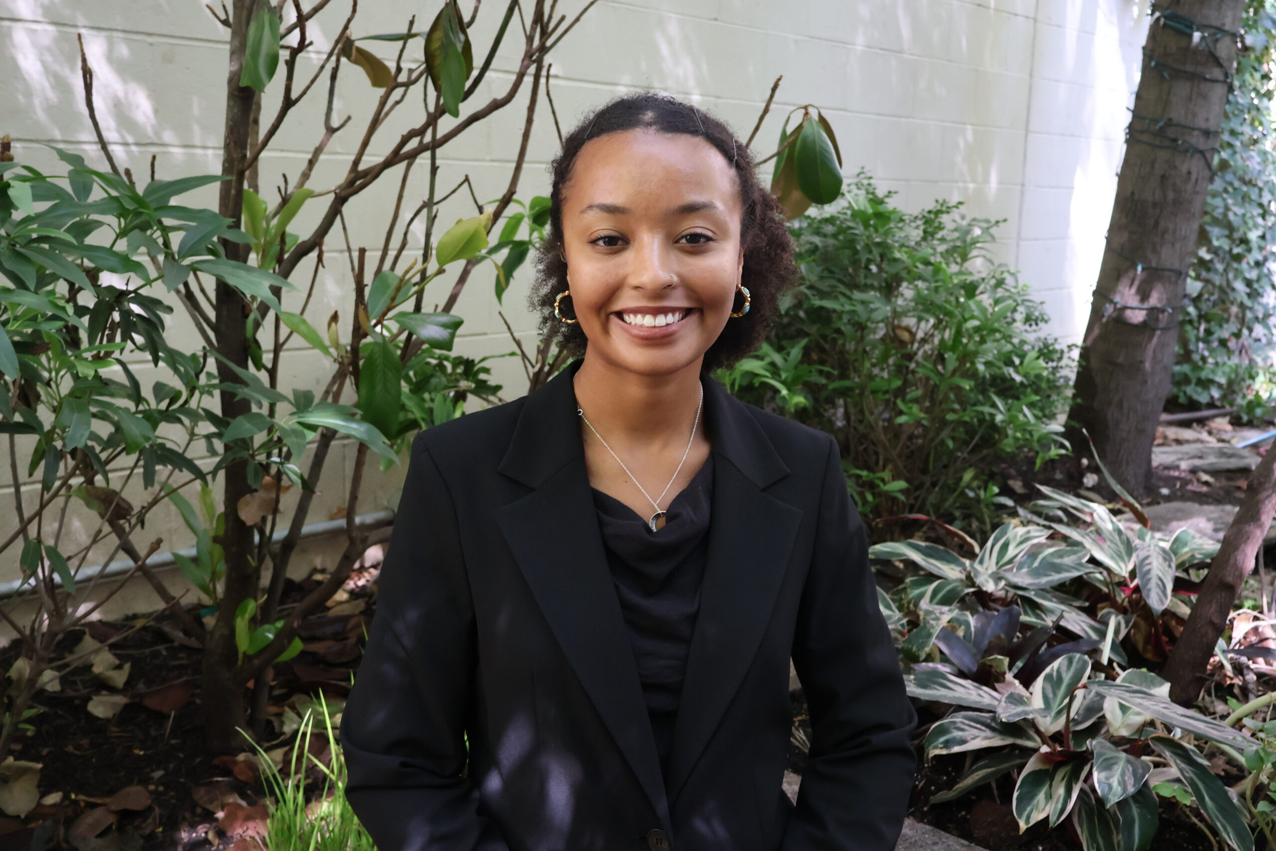Elizabeth Lomax - Devine + Partners